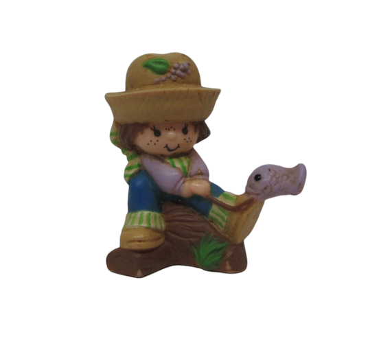 1981 Strawberry Shortcake Huckleberry Pie Catching a Fish (Not Package