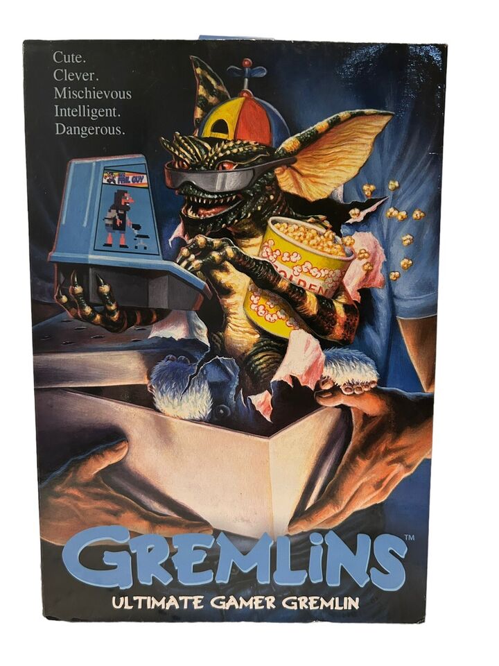 Gremlins Ultimate Gamer Gremlin NECA, Slight Box Damage